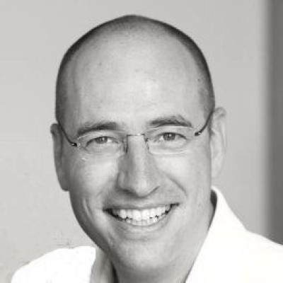 Dealmaker | Joost de Vries